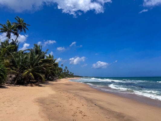 A Guide to Visiting Tangalle Beach: Sri Lanka's Hidden Gem